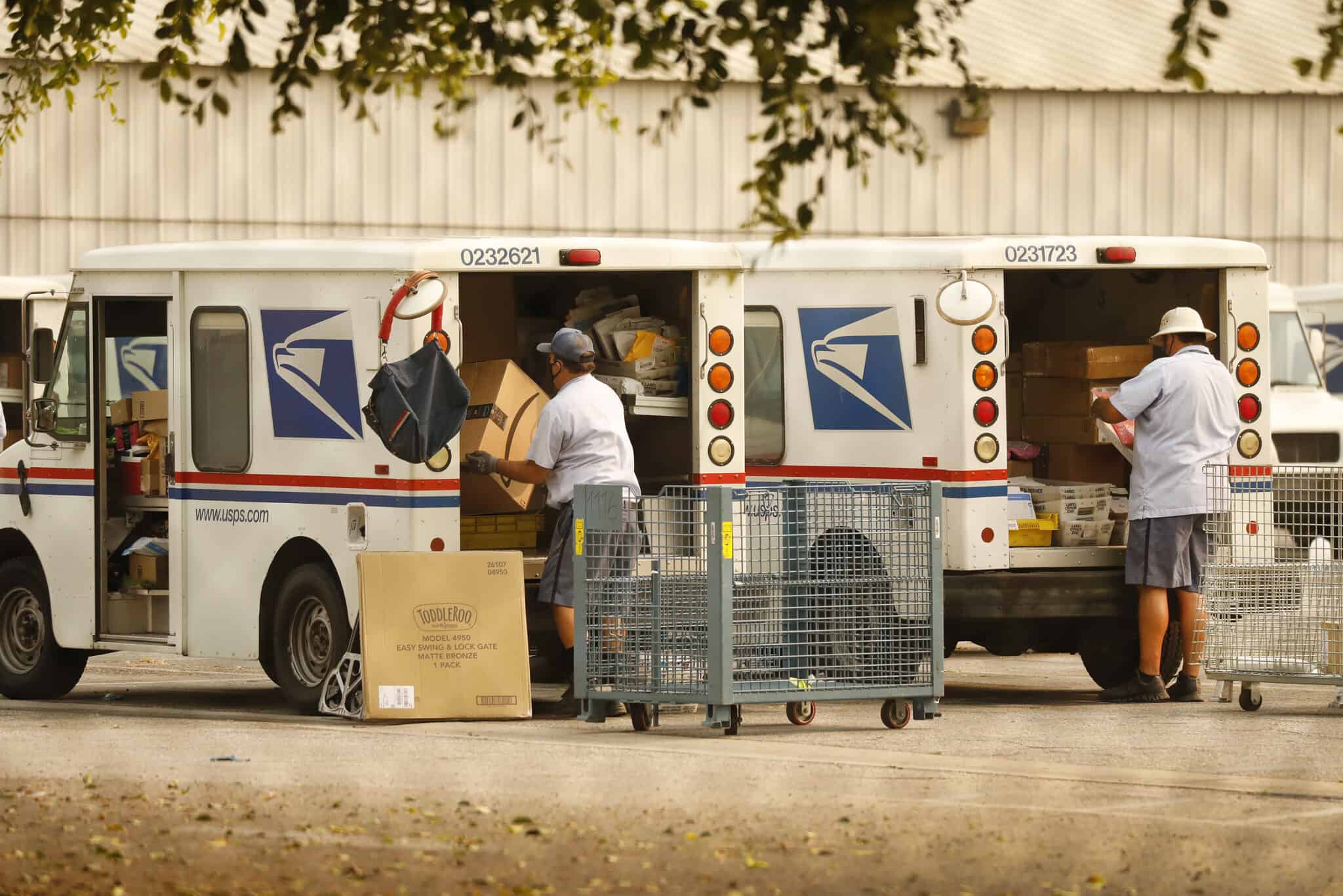USPS has cheated mail carriers for years – Center for Public Integrity